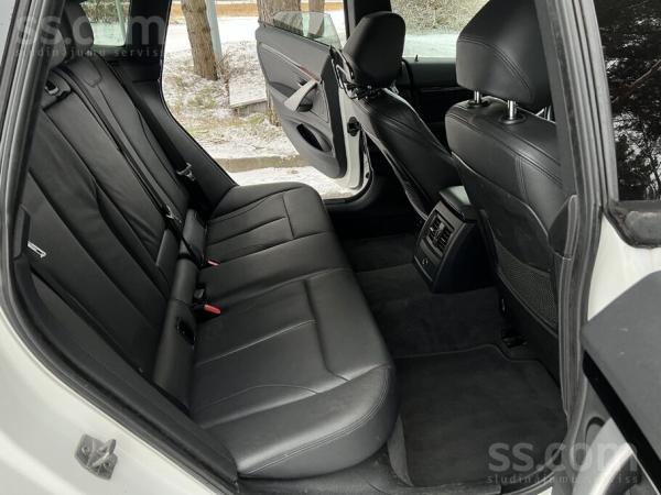 White BMW 320 2016 in Riga, with an engine capacity of 2.00 L and mileage of 220 thousand km for 13500 €, photo 9 on AUTOMOTO.COM.LV