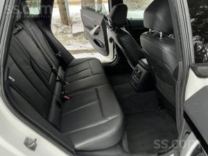 White BMW 320 2016 in Riga, with an engine capacity of 2.00 L and mileage of 220 thousand km for 13500 €, photo 10 on AUTOMOTO.COM.LV