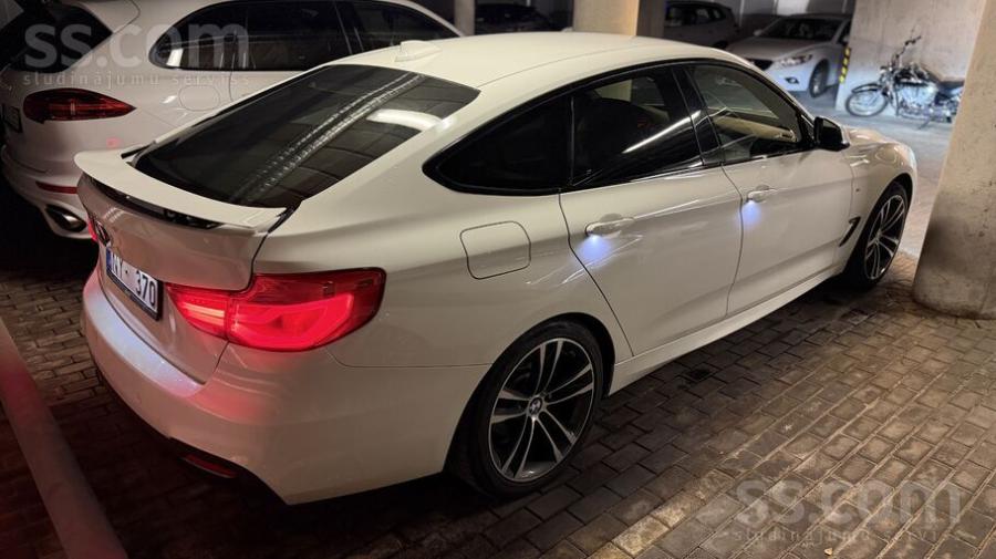 White BMW 320 2016 in Riga, with an engine capacity of 2.00 L and mileage of 250 thousand km for 15490 €, photo 9 on AUTOMOTO.COM.LV