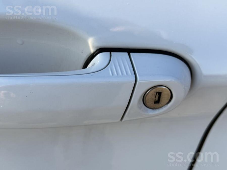Balts BMW 320 2017 Rīga, ar dzinēja tilpumu 2.00 L un nobraukumu 137 tūkst. km par 19299 €, foto 12 vietnē AUTOMOTO.COM.LV