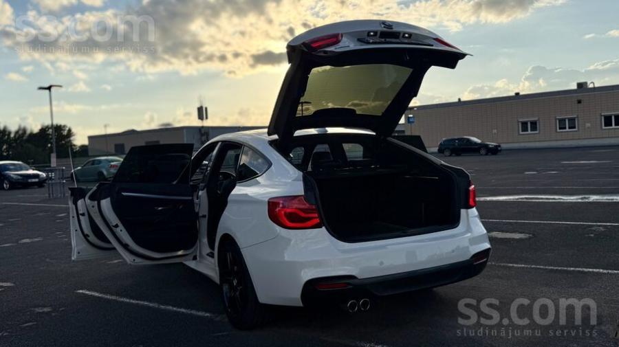 White BMW 320 2018 in Riga, with an engine capacity of 2.00 L and mileage of 215 thousand km for 18200 €, photo 7 on AUTOMOTO.COM.LV