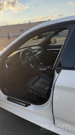 White BMW 320 2018 in Riga, with an engine capacity of 2.00 L and mileage of 215 thousand km for 18200 €, photo 9 on AUTOMOTO.COM.LV