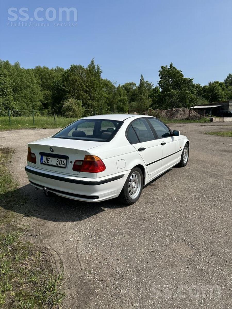 White BMW 320 2001 in Liepaja, with an engine capacity of 2.00 L and mileage of 445 thousand km for 1700 €, photo 5 on AUTOMOTO.COM.LV