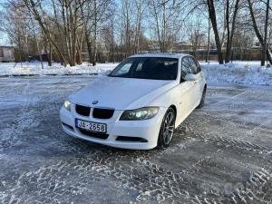 White BMW 320 2008 in Riga, with an engine capacity of 2.00 L and mileage of 211 thousand km for 4500 €, photo 2 on AUTOMOTO.COM.LV