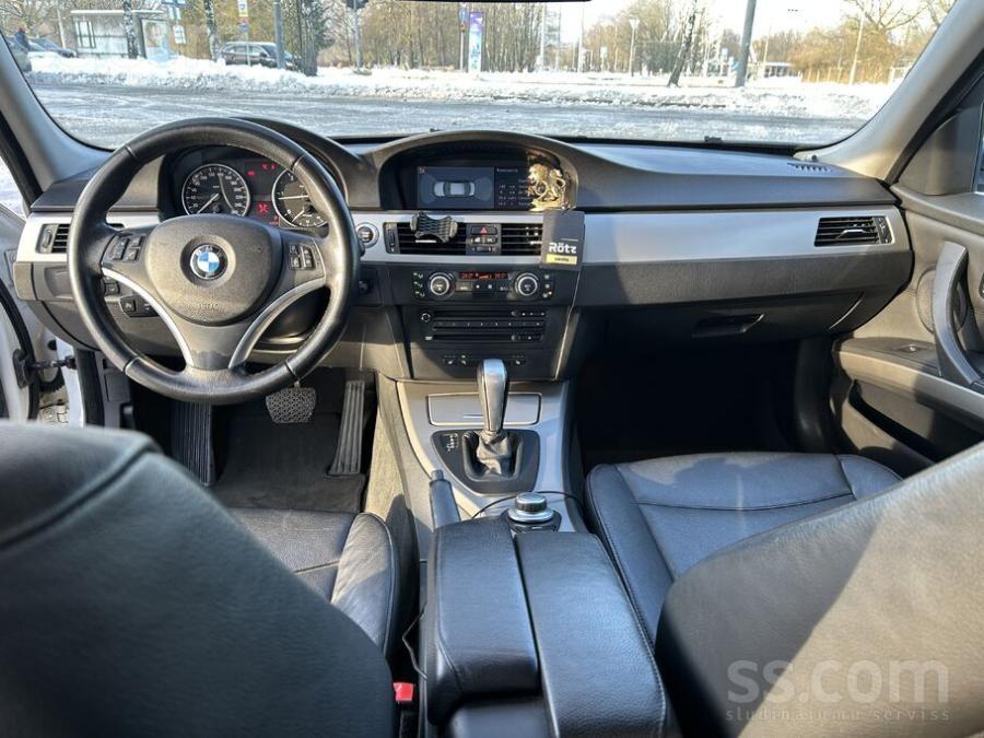 White BMW 320 2008 in Riga, with an engine capacity of 2.00 L and mileage of 211 thousand km for 4500 €, photo 8 on AUTOMOTO.COM.LV