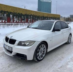 Balts BMW 320 2008 Viļņa, ar dzinēja tilpumu 2.00 L un nobraukumu 341 tūkst. km par 3950 €, foto  vietnē AUTOMOTO.COM.LV