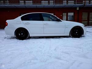 Balts BMW 320 2008 Marijampole, ar dzinēja tilpumu 2.00 L un nobraukumu 340 tūkst. km par 4100 €, foto 5 vietnē AUTOMOTO.COM.LV
