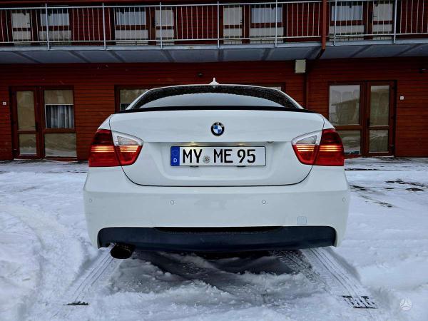 Balts BMW 320 2008 Marijampole, ar dzinēja tilpumu 2.00 L un nobraukumu 340 tūkst. km par 4100 €, foto 7 vietnē AUTOMOTO.COM.LV