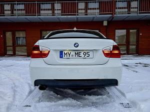 Balts BMW 320 2008 Marijampole, ar dzinēja tilpumu 2.00 L un nobraukumu 340 tūkst. km par 4100 €, foto 7 vietnē AUTOMOTO.COM.LV
