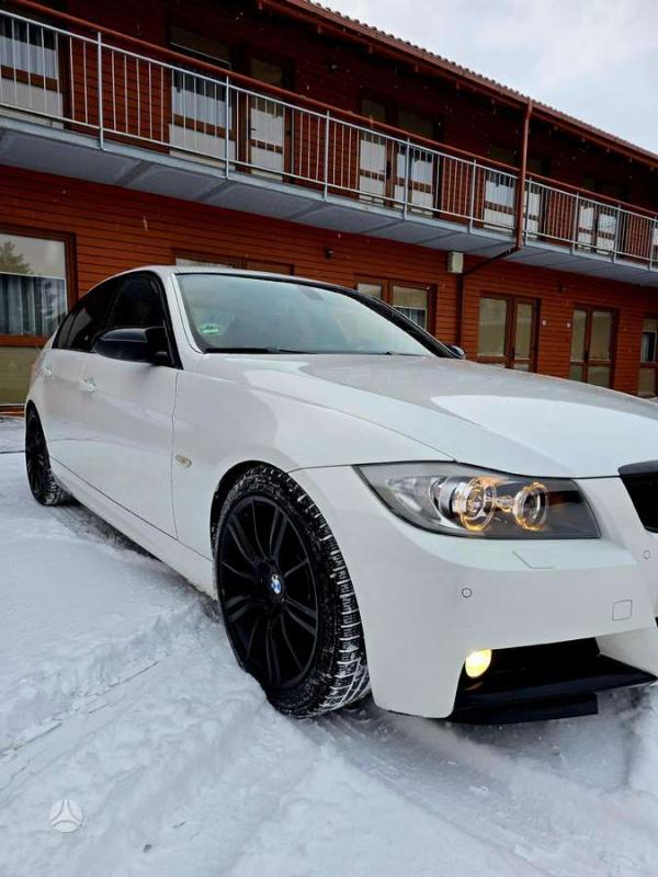 Balts BMW 320 2008 Marijampole, ar dzinēja tilpumu 2.00 L un nobraukumu 340 tūkst. km par 4100 €, foto 10 vietnē AUTOMOTO.COM.LV