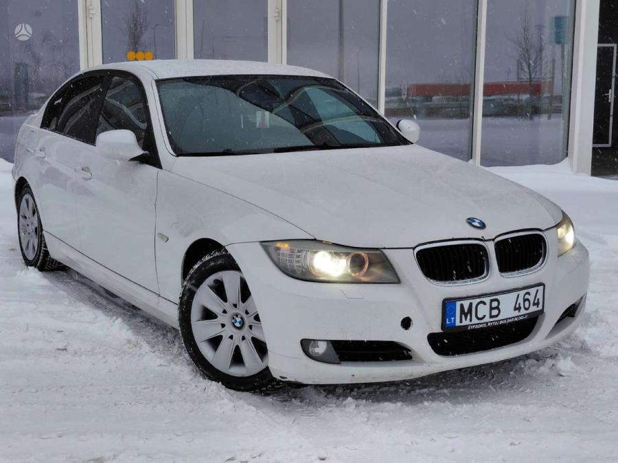 Balts BMW 320 2008 Viļņa, ar dzinēja tilpumu 2.00 L un nobraukumu 390 tūkst. km par 3100 €, foto 1 vietnē AUTOMOTO.COM.LV