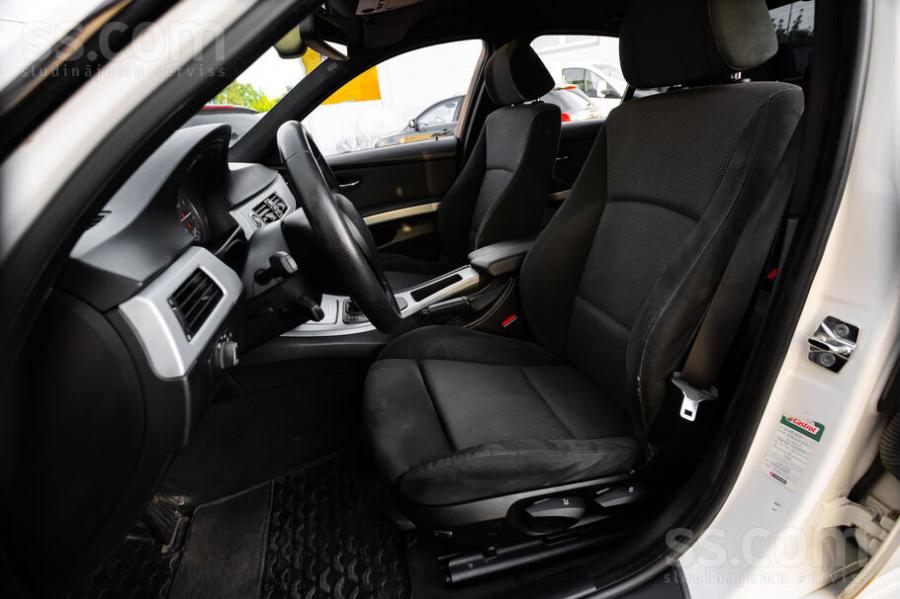 Balts BMW 320 2008 Jelgava, ar dzinēja tilpumu 2.00 L un nobraukumu 268 tūkst. km par 6350 €, foto 13 vietnē AUTOMOTO.COM.LV