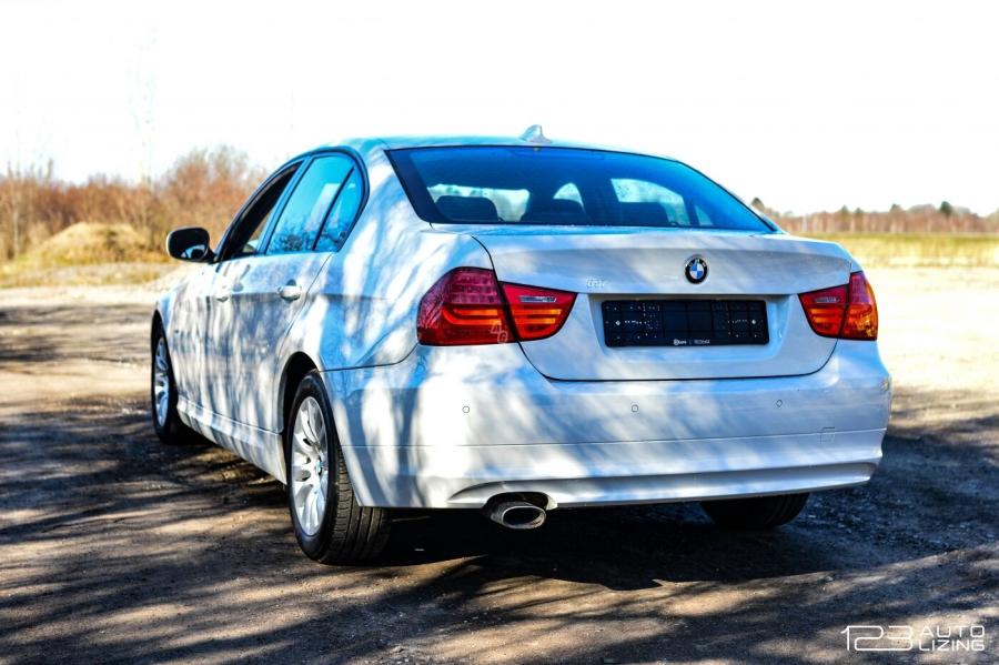 White BMW 320 2009 in Kretinga, with an engine capacity of 2.00 L and mileage of 264 thousand km for 5200 €, photo 10 on AUTOMOTO.COM.LV