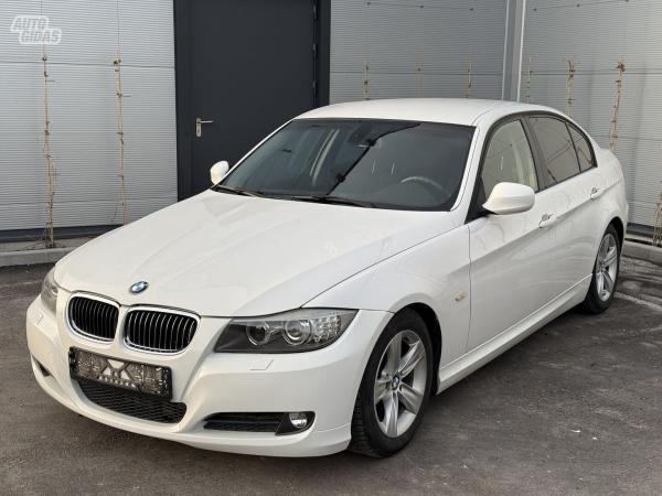 Balts BMW 320 2009 Utena, ar dzinēja tilpumu 2.00 L un nobraukumu 272 tūkst. km par 5650 €, foto 2 vietnē AUTOMOTO.COM.LV