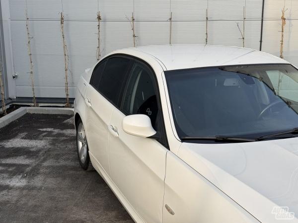 Balts BMW 320 2009 Utena, ar dzinēja tilpumu 2.00 L un nobraukumu 272 tūkst. km par 5650 €, foto 6 vietnē AUTOMOTO.COM.LV