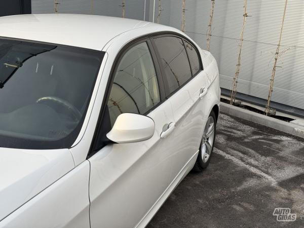 Balts BMW 320 2009 Utena, ar dzinēja tilpumu 2.00 L un nobraukumu 272 tūkst. km par 5650 €, foto 7 vietnē AUTOMOTO.COM.LV