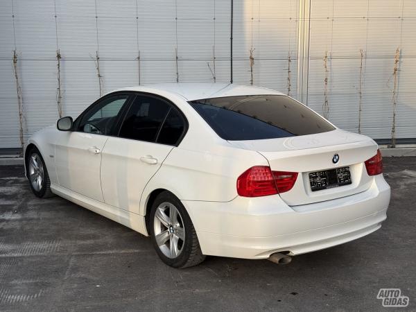 Balts BMW 320 2009 Utena, ar dzinēja tilpumu 2.00 L un nobraukumu 272 tūkst. km par 5650 €, foto 10 vietnē AUTOMOTO.COM.LV