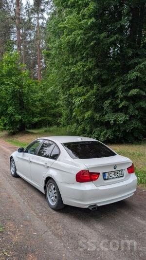 Balts BMW 320 2009 Jelgava, ar dzinēja tilpumu 2.00 L un nobraukumu 217 tūkst. km par 5000 €, foto 5 vietnē AUTOMOTO.COM.LV