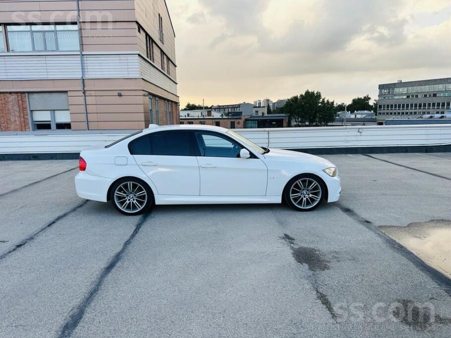 Balts BMW 320 2009 Rīga, ar dzinēja tilpumu 2.00 L un nobraukumu 249 tūkst. km par 7200 €, foto 5 vietnē AUTOMOTO.COM.LV