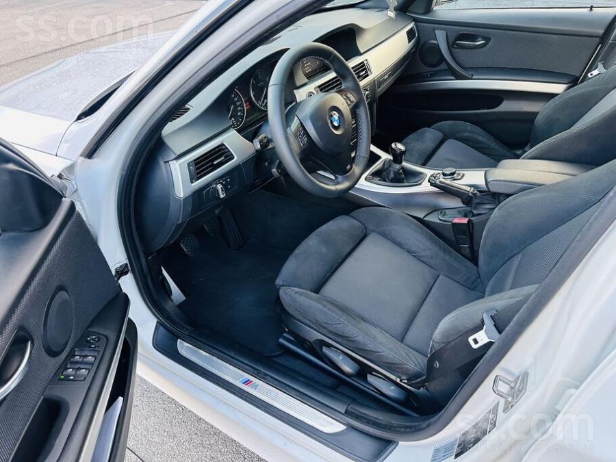 Balts BMW 320 2009 Rīga, ar dzinēja tilpumu 2.00 L un nobraukumu 249 tūkst. km par 7200 €, foto 12 vietnē AUTOMOTO.COM.LV