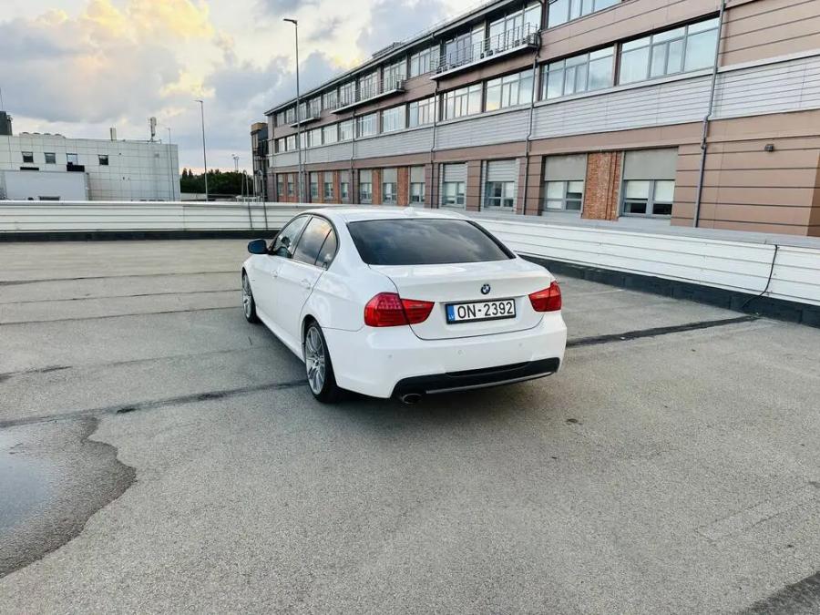 Balts BMW 320 2009 Rīga, ar dzinēja tilpumu 2.00 L un nobraukumu 249 tūkst. km par 7200 €, foto 7 vietnē AUTOMOTO.COM.LV