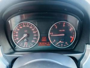 Balts BMW 320 2009 Rīga, ar dzinēja tilpumu 2.00 L un nobraukumu 249 tūkst. km par 7200 €, foto 13 vietnē AUTOMOTO.COM.LV