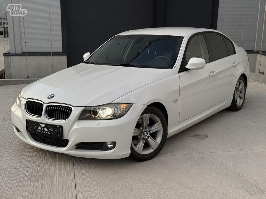 Balts BMW 320 2009 Utena, ar dzinēja tilpumu 2.00 L un nobraukumu 272 tūkst. km par 4700 €, foto 1 vietnē AUTOMOTO.COM.LV