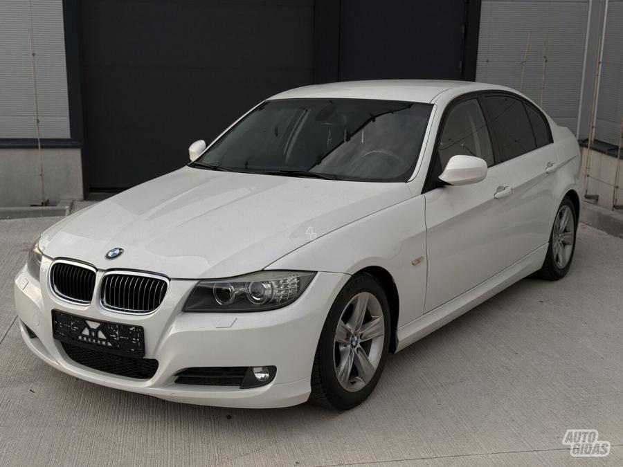 Balts BMW 320 2009 Utena, ar dzinēja tilpumu 2.00 L un nobraukumu 272 tūkst. km par 4700 €, foto 4 vietnē AUTOMOTO.COM.LV