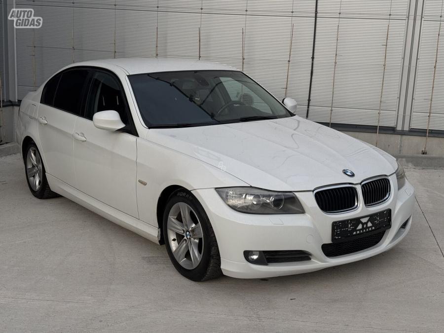 Balts BMW 320 2009 Utena, ar dzinēja tilpumu 2.00 L un nobraukumu 272 tūkst. km par 4700 €, foto 7 vietnē AUTOMOTO.COM.LV