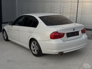Balts BMW 320 2009 Utena, ar dzinēja tilpumu 2.00 L un nobraukumu 272 tūkst. km par 4700 €, foto 12 vietnē AUTOMOTO.COM.LV