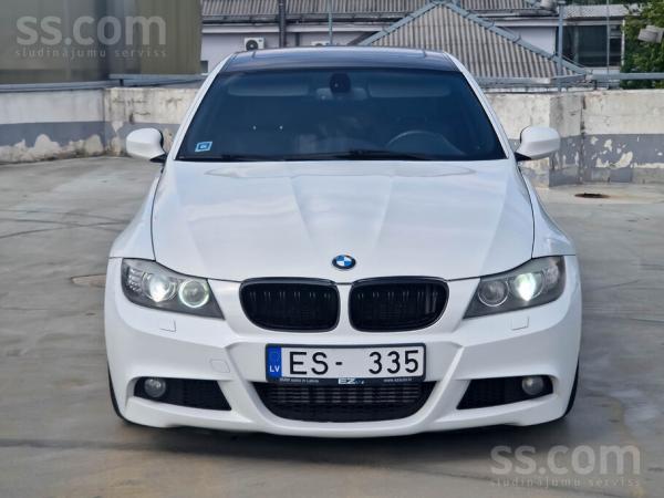 White BMW 320 2010 in Riga, with an engine capacity of 2.00 L and mileage of 311 thousand km for 7550 €, photo 2 on AUTOMOTO.COM.LV