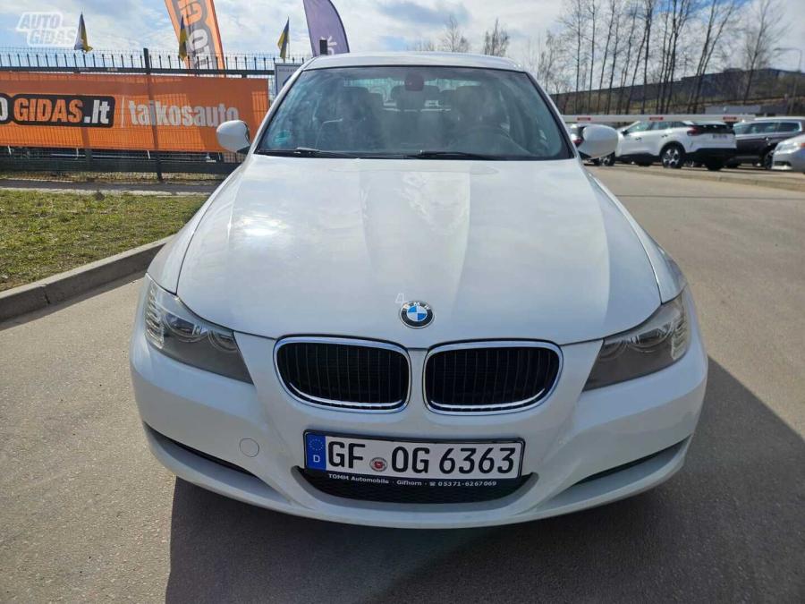 Balts BMW 320 2010 Kauņa, ar dzinēja tilpumu 2.00 L un nobraukumu 271 tūkst. km par 4350 €, foto 1 vietnē AUTOMOTO.COM.LV