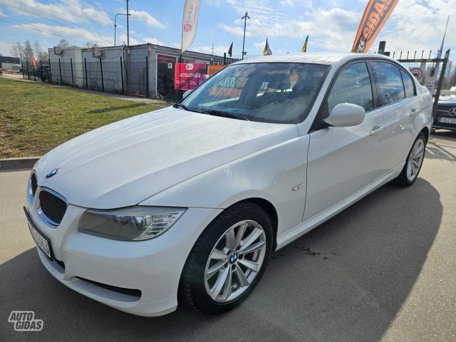 Balts BMW 320 2010 Kauņa, ar dzinēja tilpumu 2.00 L un nobraukumu 271 tūkst. km par 4350 €, foto 3 vietnē AUTOMOTO.COM.LV