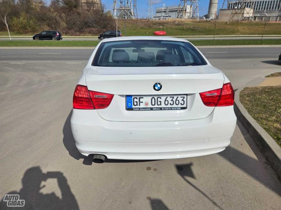 Balts BMW 320 2010 Kauņa, ar dzinēja tilpumu 2.00 L un nobraukumu 271 tūkst. km par 4350 €, foto 6 vietnē AUTOMOTO.COM.LV