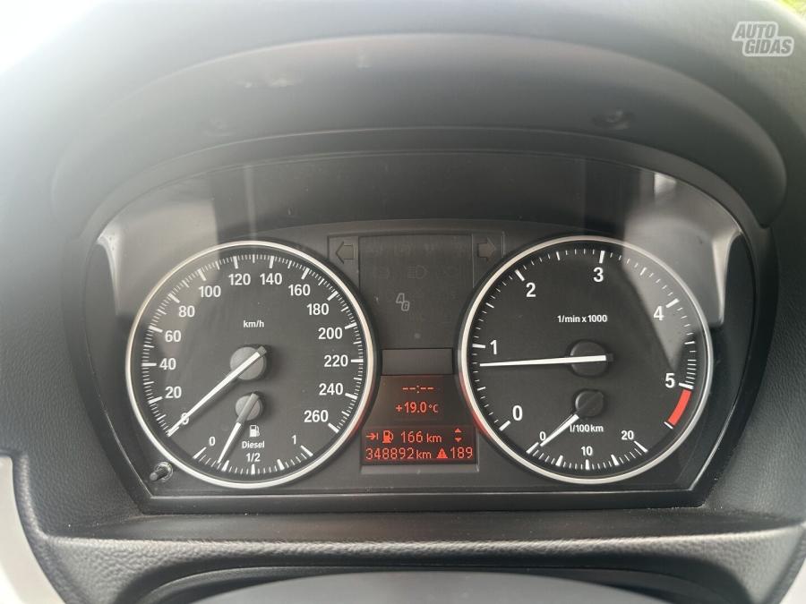Белый БМВ 320 2010 в Каунас, объемом двигателя 2.00 л и пробегом 348 тыс. км за 6000 €, фото 19 на AUTOMOTO.COM.LV