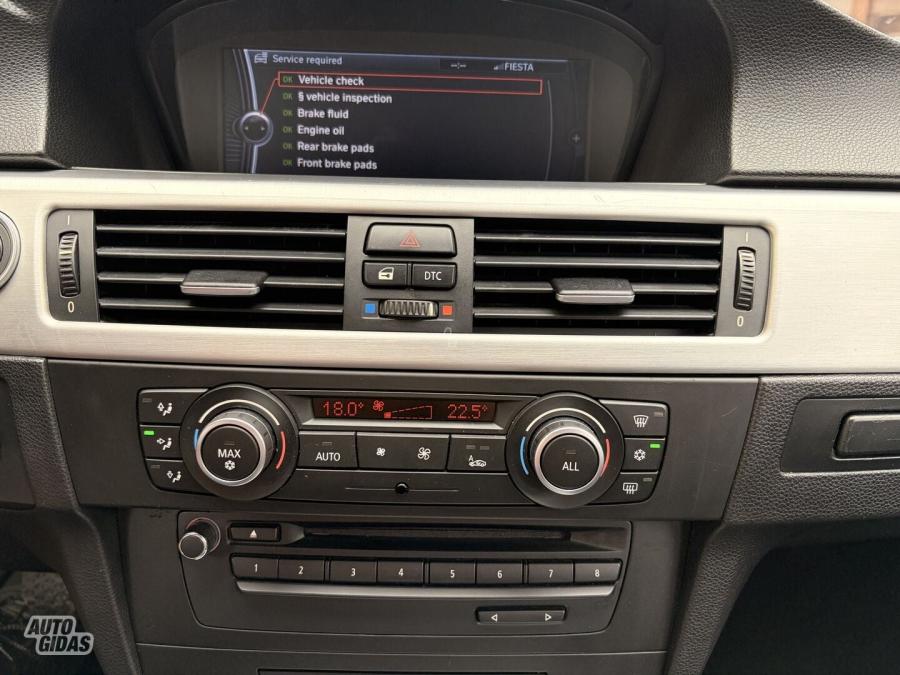 White BMW 320 2010 in Vilnius, with an engine capacity of 2.00 L and mileage of 373 thousand km for 4400 €, photo 15 on AUTOMOTO.COM.LV