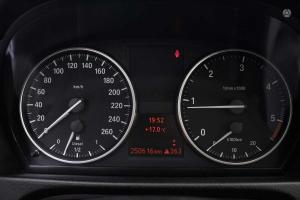 White BMW 320 2011 in Vilnius, with an engine capacity of 2.00 L and mileage of 251 thousand km for 5500 €, photo 14 on AUTOMOTO.COM.LV