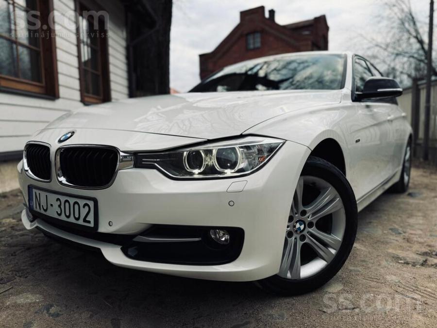 White BMW 320 2012 in Cesis, with an engine capacity of 2.00 L and mileage of 0 thousand km for 12500 €, photo 3 on AUTOMOTO.COM.LV