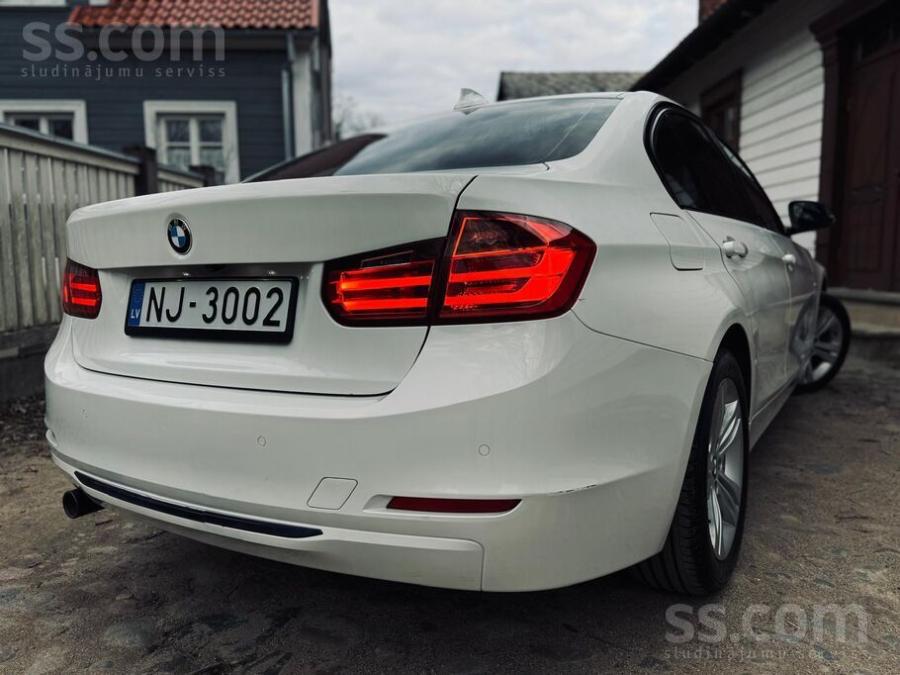 White BMW 320 2012 in Cesis, with an engine capacity of 2.00 L and mileage of 0 thousand km for 12500 €, photo 5 on AUTOMOTO.COM.LV
