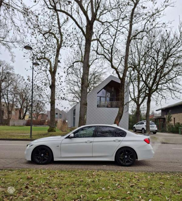 Balts BMW 320 2012 Birštonas, ar dzinēja tilpumu 2.00 L un nobraukumu 280 tūkst. km par 8950 €, foto 3 vietnē AUTOMOTO.COM.LV
