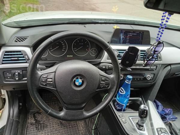 Balts BMW 320 2012 Aizkraukle, ar dzinēja tilpumu 2.00 L un nobraukumu 350 tūkst. km par 10000 €, foto 2 vietnē AUTOMOTO.COM.LV
