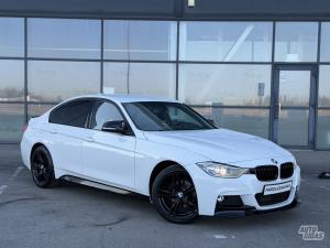 White BMW 320 2012 in Panevezys, with an engine capacity of 2.00 L and mileage of 297 thousand km for 11111 €, photo 4 on AUTOMOTO.COM.LV