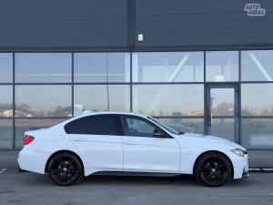 White BMW 320 2012 in Panevezys, with an engine capacity of 2.00 L and mileage of 297 thousand km for 11111 €, photo 6 on AUTOMOTO.COM.LV