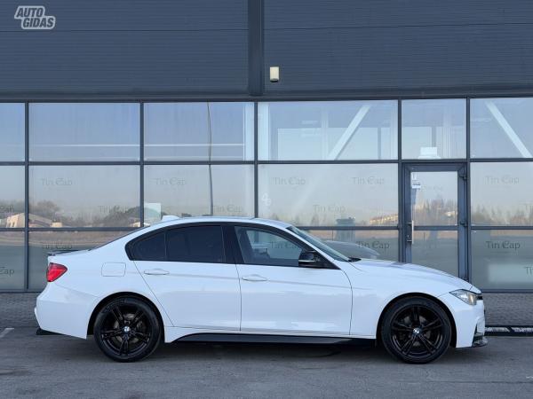 Balts BMW 320 2012 Panevēža, ar dzinēja tilpumu 2.00 L un nobraukumu 297 tūkst. km par 10900 €, foto 4 vietnē AUTOMOTO.COM.LV