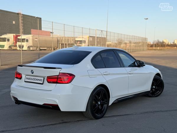 White BMW 320 2012 in Panevezys, with an engine capacity of 2.00 L and mileage of 297 thousand km for 10750 €, photo 6 on AUTOMOTO.COM.LV
