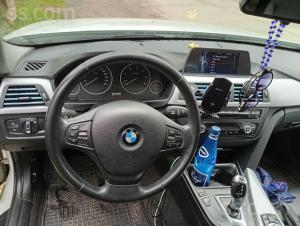 White BMW 320 2012 in Aizkraukle, with an engine capacity of 2.00 L and mileage of 348 thousand km for 7000 €, photo 3 on AUTOMOTO.COM.LV