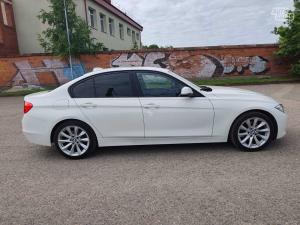 White BMW 320 2012 in Vilkaviskis, with an engine capacity of 2.00 L and mileage of 272 thousand km for 8400 €, photo 5 on AUTOMOTO.COM.LV