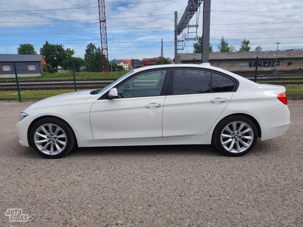 Balts BMW 320 2012 Vilkaviškis, ar dzinēja tilpumu 2.00 L un nobraukumu 272 tūkst. km par 8400 €, foto 8 vietnē AUTOMOTO.COM.LV