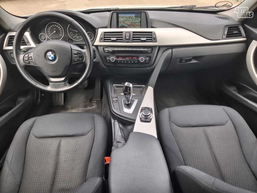 White BMW 320 2012 in Vilkaviskis, with an engine capacity of 2.00 L and mileage of 272 thousand km for 8400 €, photo 13 on AUTOMOTO.COM.LV
