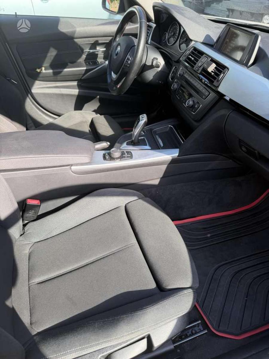 White BMW 320 2012 in Vilnius, with an engine capacity of 2.00 L and mileage of 192 thousand km for 7900 €, photo 9 on AUTOMOTO.COM.LV